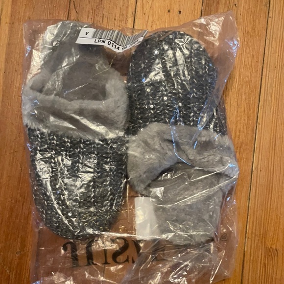 JustFab | Shoes | Just Fab Slippers | Poshmark